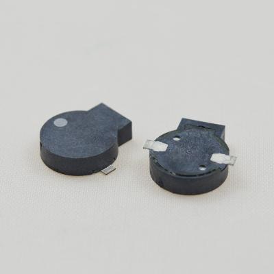 Cina cicalino piezo-elettrico montato di superficie di 2700Hz Mini Electronic SMD in vendita
