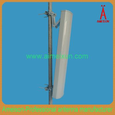 Chine antenne sans fil d'antenne directionnelle de panneau de 5725-5850MHz 20dBi extérieure à vendre
