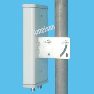 Chine antenne extérieure de WLAN de panneau de 5725-5850MHz 15dBi d'antenne sans fil directionnelle d'antenne à vendre