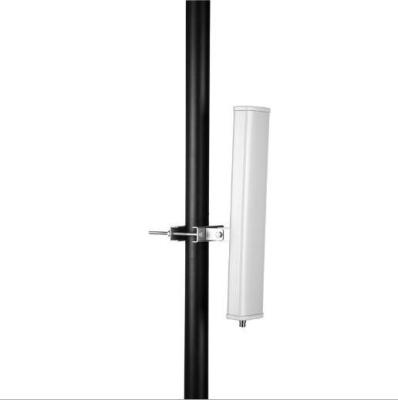 Chine antenne directionnelle de lte d'antenne de l'antenne 4g de wifi d'antenne de panneau de 2300-2700MHz 13dBi à vendre