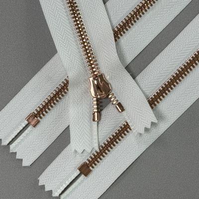 China #5 Double Pointed Teeth Metal Zip Up Closed End Rose Gold Secure Interlocking Design for sale