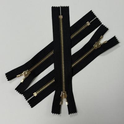 China Lateral Pressure Resistance #5 Y Shape Metal Zipper Versatile Style Light Gold for sale