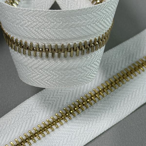 Quality High Standards #5 Euro Teeth Metal Zipper Shiny Gold Consistent Quality for sale