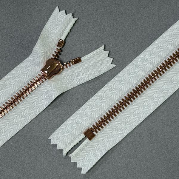 Quality Corrosion Resistant #5 Corn Teeth Metal Zipper Strong Decorative Appeal Bright Nickel for sale