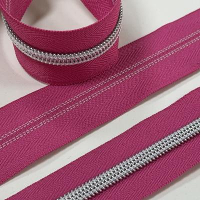 China Rust Prevention Nylon Zipper Vacuum Plated #5 Zipper Moisture Resistant for sale