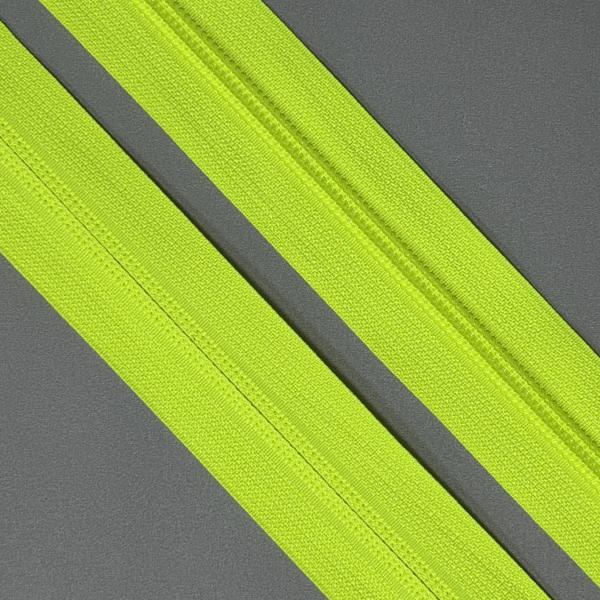 Quality Soft Texture Nylon Zipper #5 Excellent Flexibility Stable In Use for sale