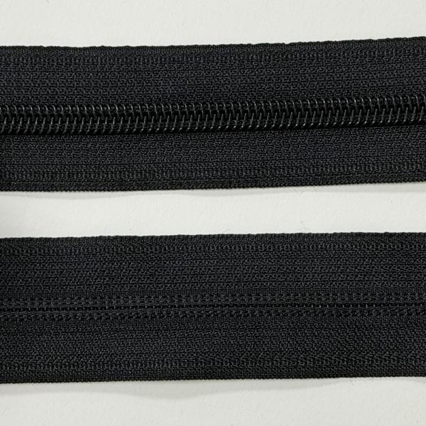 Quality Low Noise #5 Nylon Zipper Soft Texture Smooth Opening And Closing for sale