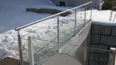 China Residential Baluster Glass Railing System For Terrace 900mm -1200mm Height for sale