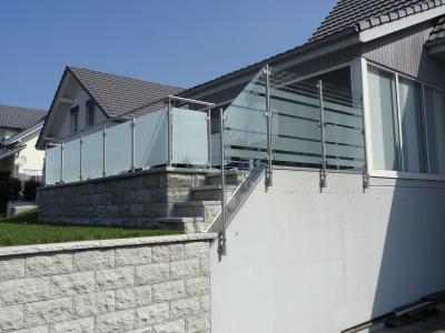China The Balcony Of  Stainless Steel Railing  Balustersof  Adopts V2A Material With Anti-Corrosion function for sale
