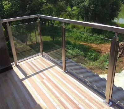 China Aperture 20mm 12.76mm Stainless Steel Balustrade Posts for sale