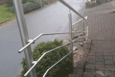 China Handrails 8mm SS316 Stainless Steel Railing Balusters for sale