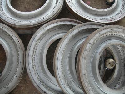 Cina CNC che lavora la muffa a macchina di EDM della bicicletta elettrica Tiro/gomma in vendita