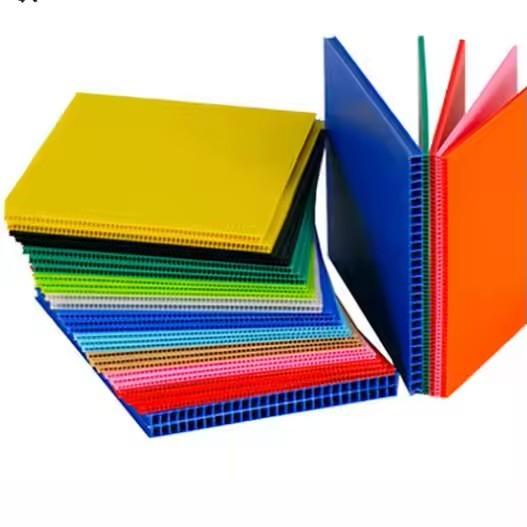Quality PP Fluted Hollow Grid Sheets Plastic Honeycomb Board for sale