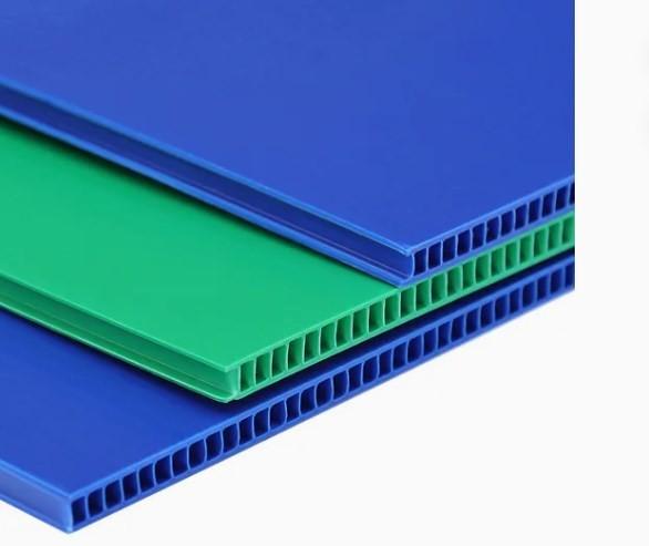 Quality PP Fluted Hollow Board Plastic Honeycomb Panel for sale