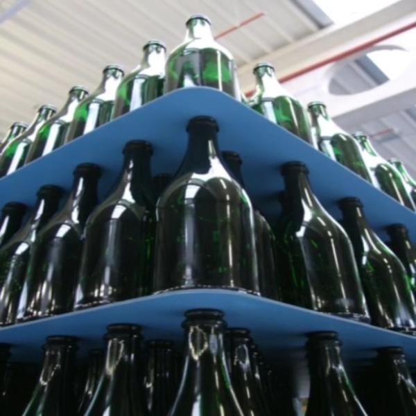 Quality High Strength Corrugated Plastic Layer Pads Coroplast Bottles Separators for sale