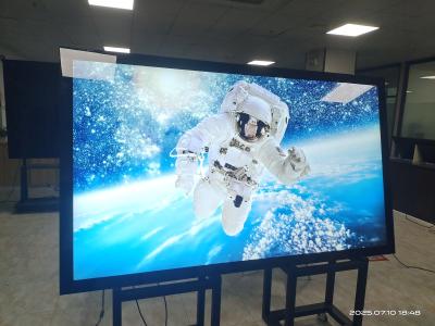 China Large Size 86 inches IP66 Waterproof 3500nits Full Outdoor LCD Display UHD Advertising for sale