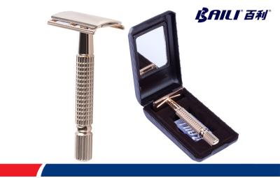 Cina Traditional Men Double Edge Chrome Safety Razor Classic Shave With 10 Blades in vendita