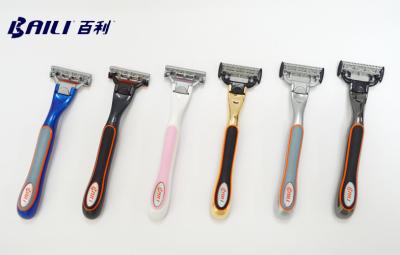 Cina Massa di rasatura manuale della maniglia del metallo delle lame del rasoio cinque dell'acciaio inossidabile in vendita