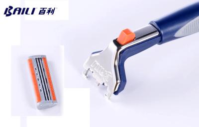Cina Manual Shaving Razor With Fashionable Soft Rubber Handle Design in vendita
