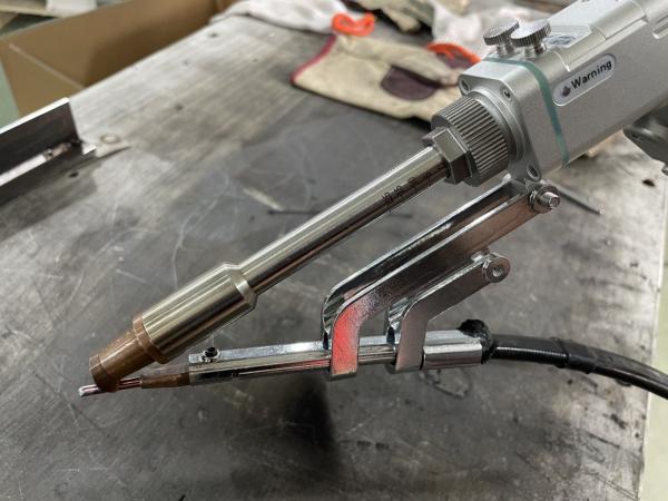 Quality 3000W Handheld Metal Laser Welding Machine 4 In 1 Handheld Laser Welding Machine for sale
