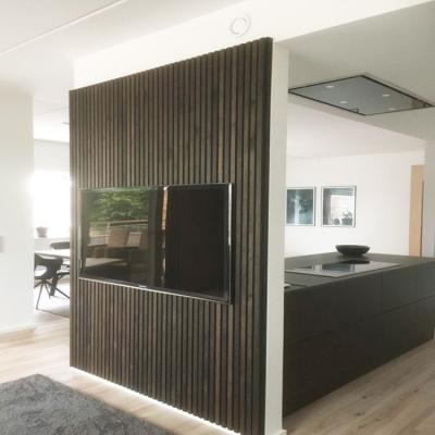 Cina MDF acustico decorativo 2400x600mm di legno dei pannelli di parete del legname a stecche in vendita