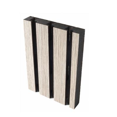 Cina Il Mdf ha perforato il pannello di legno acustico della stecca per la decorazione della parete interna in vendita