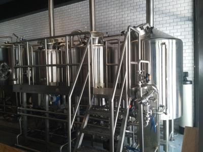Cina Una fabbrica di birra di tre navi che fa attrezzatura, attrezzatura riscaldata a vapore della fabbrica di birra in vendita