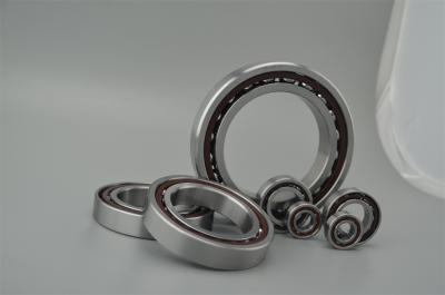 Chine Roulement à billes de contact angulaire de haute performance 10mm - 200mm avec à faible bruit à vendre