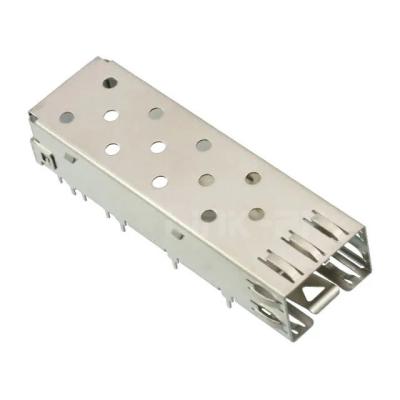 Cina 2227303-3 Posizione SFP Cage Connector Solder Through Hole 4 Gb/s in vendita