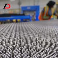 China Hot Galvanized Welded Wire Mesh 800-1600mm Width with 6x6 Mesh Pattern for Construction and Security Applications for sale