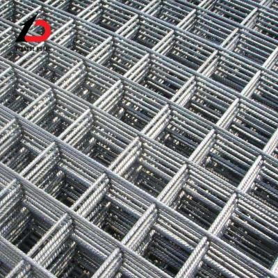 China Gebruikte PVC-coating voor gazon, metalen gelaste maas 150 mm x 150 mm 200 mm x 200 mm 8 mm 10 mm for sale