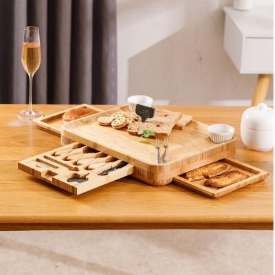 Cina Logo personalizzato Acceptabile Tabella di formaggio di bambù con coltello nascosto Set 39x33x5cm in vendita
