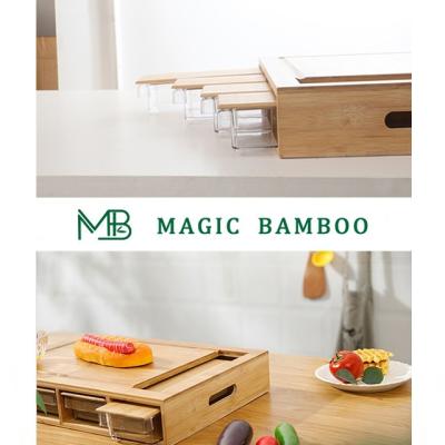 Cina OEM ODM Tabella di taglio in bambù naturale con deposito multifunzione e 4 cassetti da vassoio in plastica in vendita