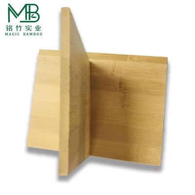 Cina 8mm Laminated Flat Grain Bamboo Plywood for Natural and Elegant Countertops in vendita