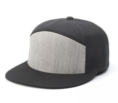 China Customized Flat Brim Snapback Hats , 7 Panel Blank Mesh Snapback Caps for sale
