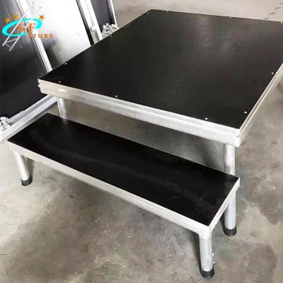 China Het duurzame Draagbare Aluminium die van 4Legs Stadium 1.22*1.22M vouwen Te koop