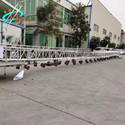 China Van de het Aluminiumspon van de driehoeks Eenvormige Spanning Bundel 4m Lengte Te koop