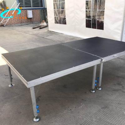 China Antislip Draagbare het Stadiumbundel 4 van Alu 6061-T6 Regelbare Benen Te koop