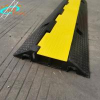 China 1M Driveway Cable Protector Floor Rubber Speed Bump Position for sale