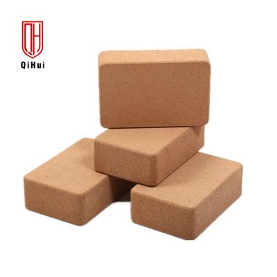 China 23 * 15 * 7.5cm Fitness Yoga Block Brick Multi Functional Lightweight for sale