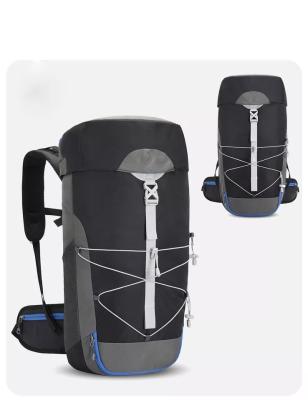中国 ODMのナイロン防水ハイキングのバックパック40L屋外山装置のバックパック 販売のため