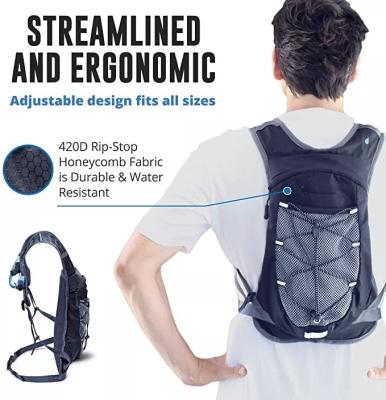 中国 ISO 2Lの防水ハイキングのバックパック0.1kgの軽量の水和のベストの走行の人 販売のため