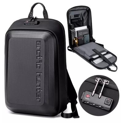 Cina Zaino di EVA Hard Case Waterproof Business con il poliestere di carico del porto del Usb in vendita