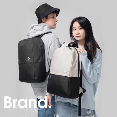 Cina 300D Snowflake PVC Travel Laptop Backpack Waterproof 15.6 Inches Light Weight Casual in vendita