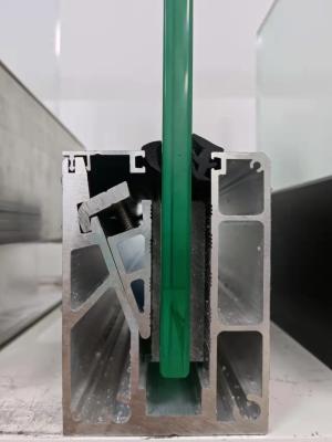 Cina Balustrade di vetro in alluminio U-Channel resistente alle intemperie in vendita