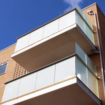 China Aluminium Flat Curved Frameless Building Glass Panel Balkon Balustrade Handschraubersystem zu verkaufen