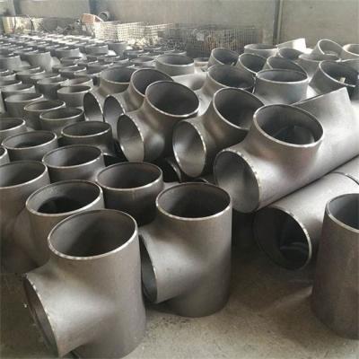 Cina Raccordo a T inossidabile a 1-48 pollici del acciaio al carbonio dei montaggi eccellenti del duplex ASME B16.9 senza cuciture in vendita
