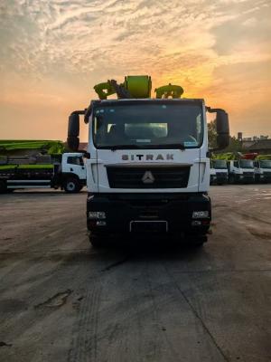 China Zoomlion ZLJ5440THBKF 63m 2020 Sitrak Chassis Wit En Groen Gebruikte Betonpomp Truck In goede staat Te koop