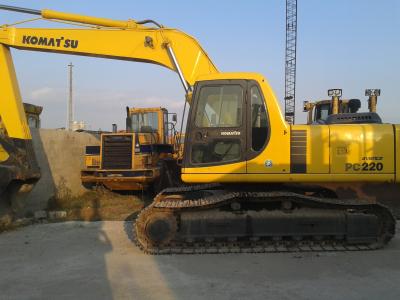 China Used komatsu PC220-6 excavator year 2000 20 ton 1.0cbm bucket capacity for sale