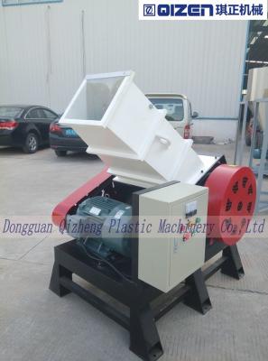 Cina Macchina di plastica del frantoio del singolo dell'asse spreco della trinciatrice per il tubo del PVC in vendita